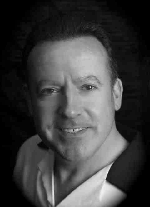 Gallery The UK's Top 50s and 60s Tribute Acts Show Singer