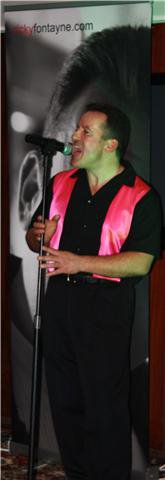 Gallery The UK's Top 50s and 60s Tribute Acts Show Singer Artiste ...