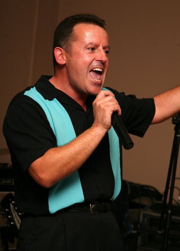 Gallery The UK's Top 50s and 60s Tribute Acts Show Singer Artiste ...