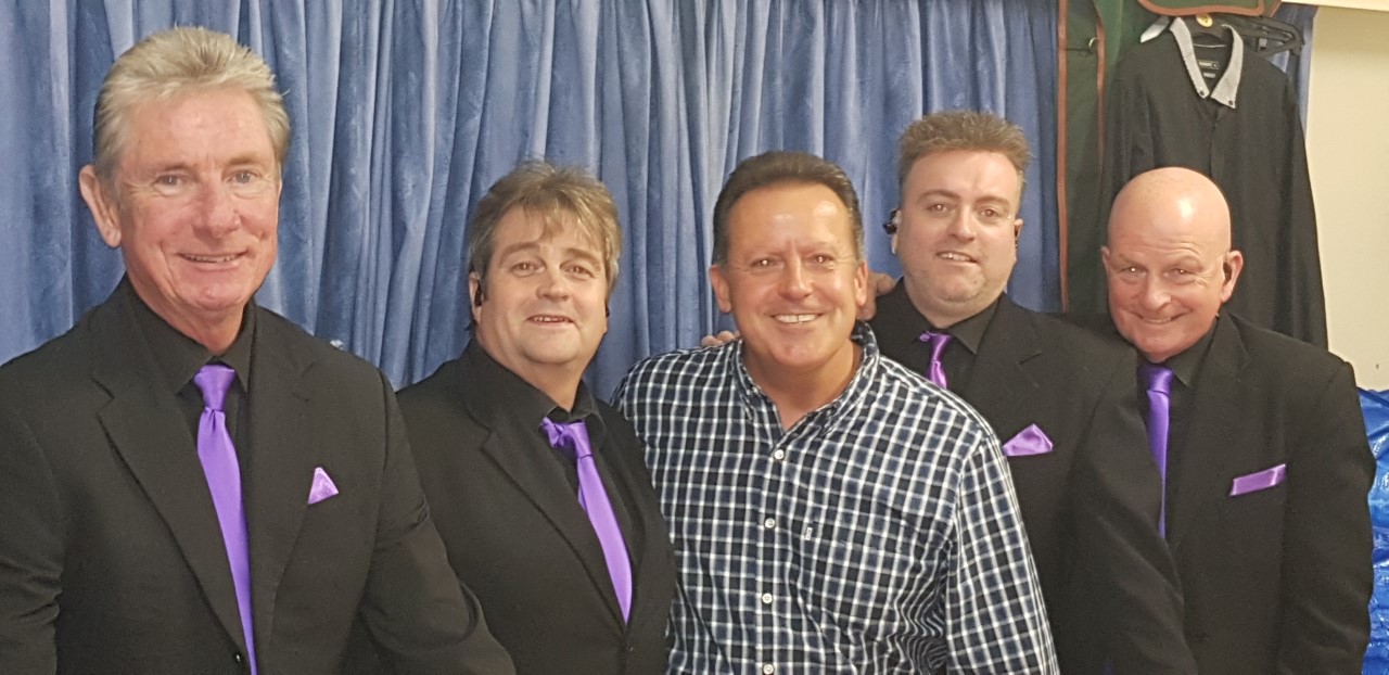 Gallery The UK's Top 50s and 60s Tribute Acts Show Singer